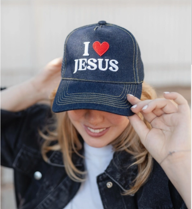 Carry Girl Gear Discount Code - Get 13% Off | Mammoth Nation